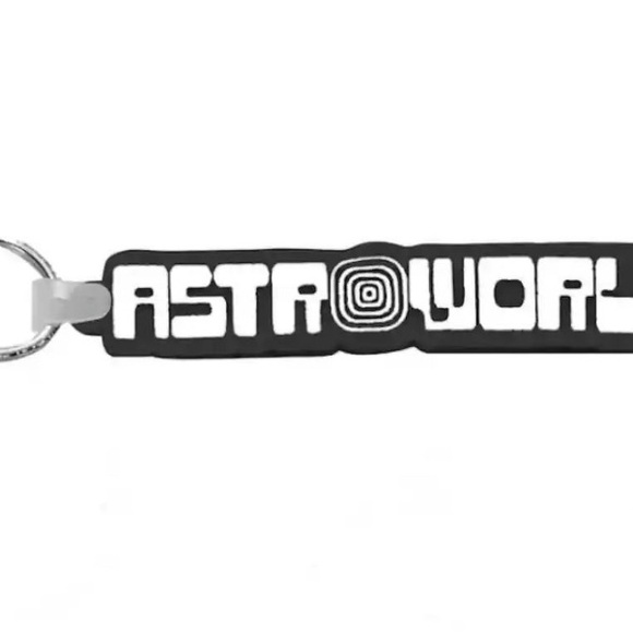 Travis Scott | Accessories | 22 Astroworld Travis Scott Keychain ...